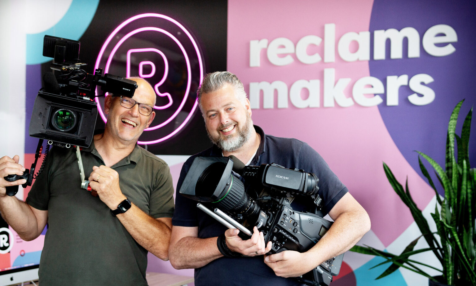 Reclamemakers en Portretnet slaan handen ineen • HoltensNieuws.nl